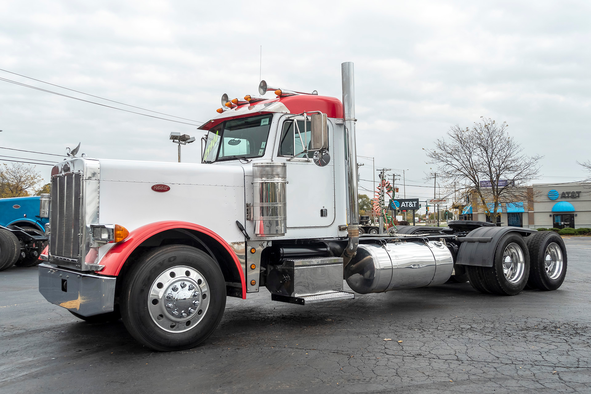 Used 2000 Peterbilt 379 Truck Tractor For Sale (Sold) | Midwest Truck ...